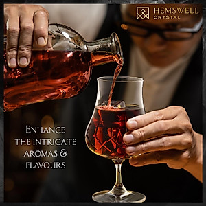 Hemswell Crystal Small Cut Crystal Brandy Snifter Glass - Traditional Cut Elegant and Refined Crystal Cut Glass - Nosing Glass - Suitable for Most Neat Spirits - Made in Europe