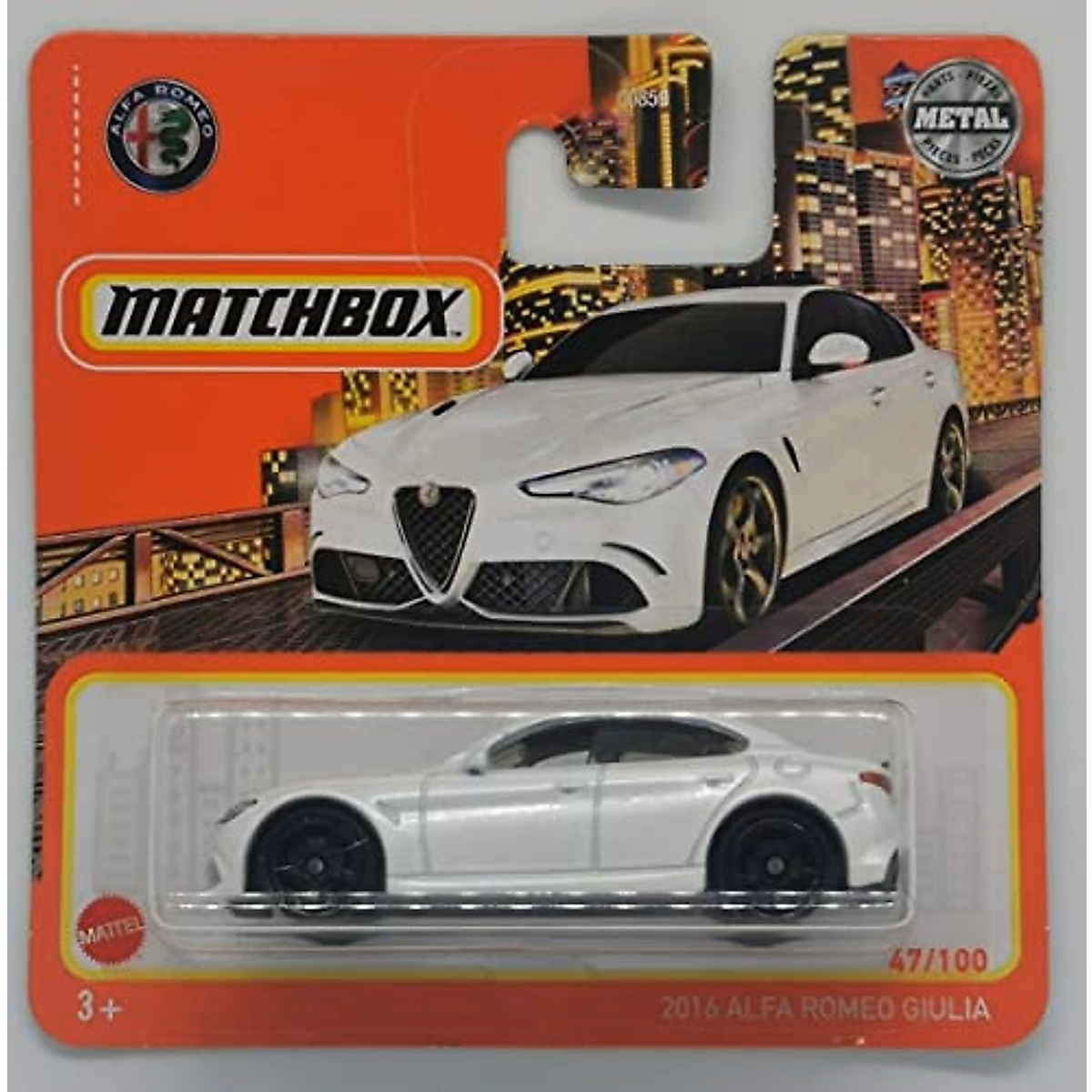 Matchbox 2021 47/100 2016 Alfa Romeo Giulia White (Short Card)