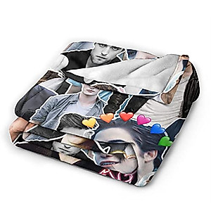 Blanket Robert Pattinson Soft and Comfortable Warm Fleece Blanket for Sofa,Office Bed car Camp Couch Cozy Plush Throw Blankets Beach Blankets
