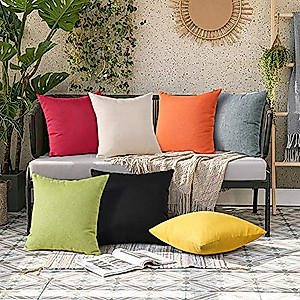 OTOSTAR Pack of 2 Outdoor Waterproof Throw Pillow Covers 18x18 Inch Garden Decorative Pillow Covers Square Outdoor Pillowcases Patio Cushion Case Pillows for Couch Tent Sofa Balcony Decor (Hot Pink)