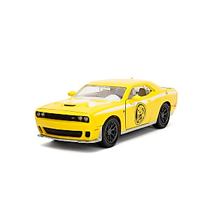Power Rangers 1:24 2015 Dodge Challenger SRT Hellcat Die-Cast Car & 2.75" Yellow Ranger Figure, Toys for Kids and Adults