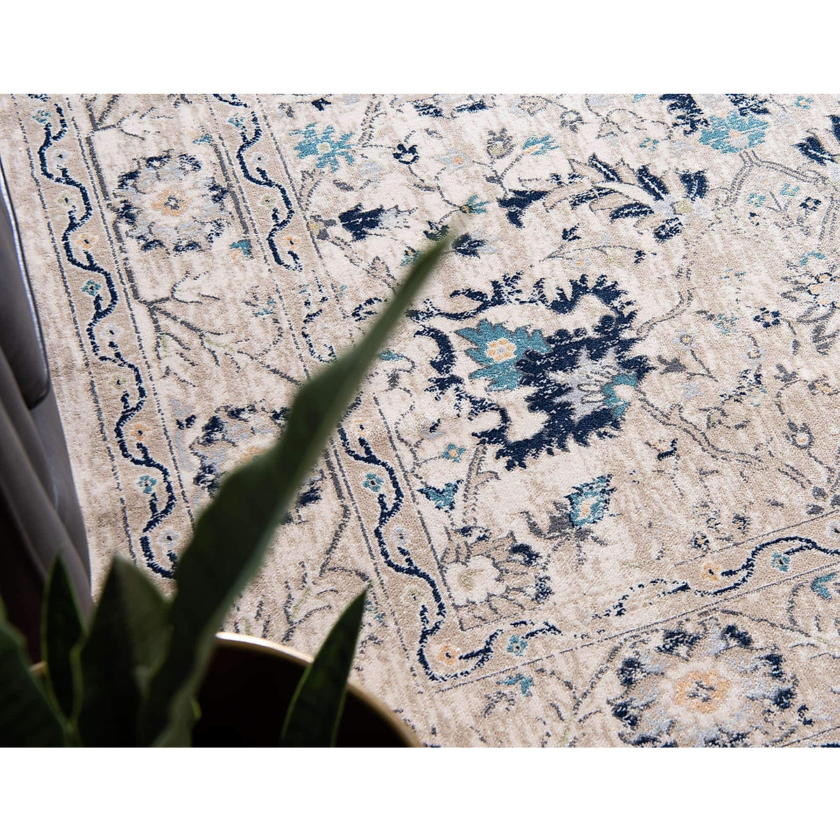 Unique Loom Oslo Collection Area Rug - Osterbro (10' x 13' 1" Rectangle, Beige/ Light Brown)