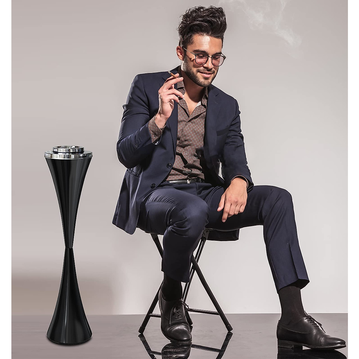 Floor Standing Ashtray with Lid 24 Inches High Standing Ashtray Outdoor Windproof Cigar Butt Ashtray Detachable Ashtray Stand Easy to Clean Tall Ashtray Stable Ashtray for Outdoor or Indoor Use Black