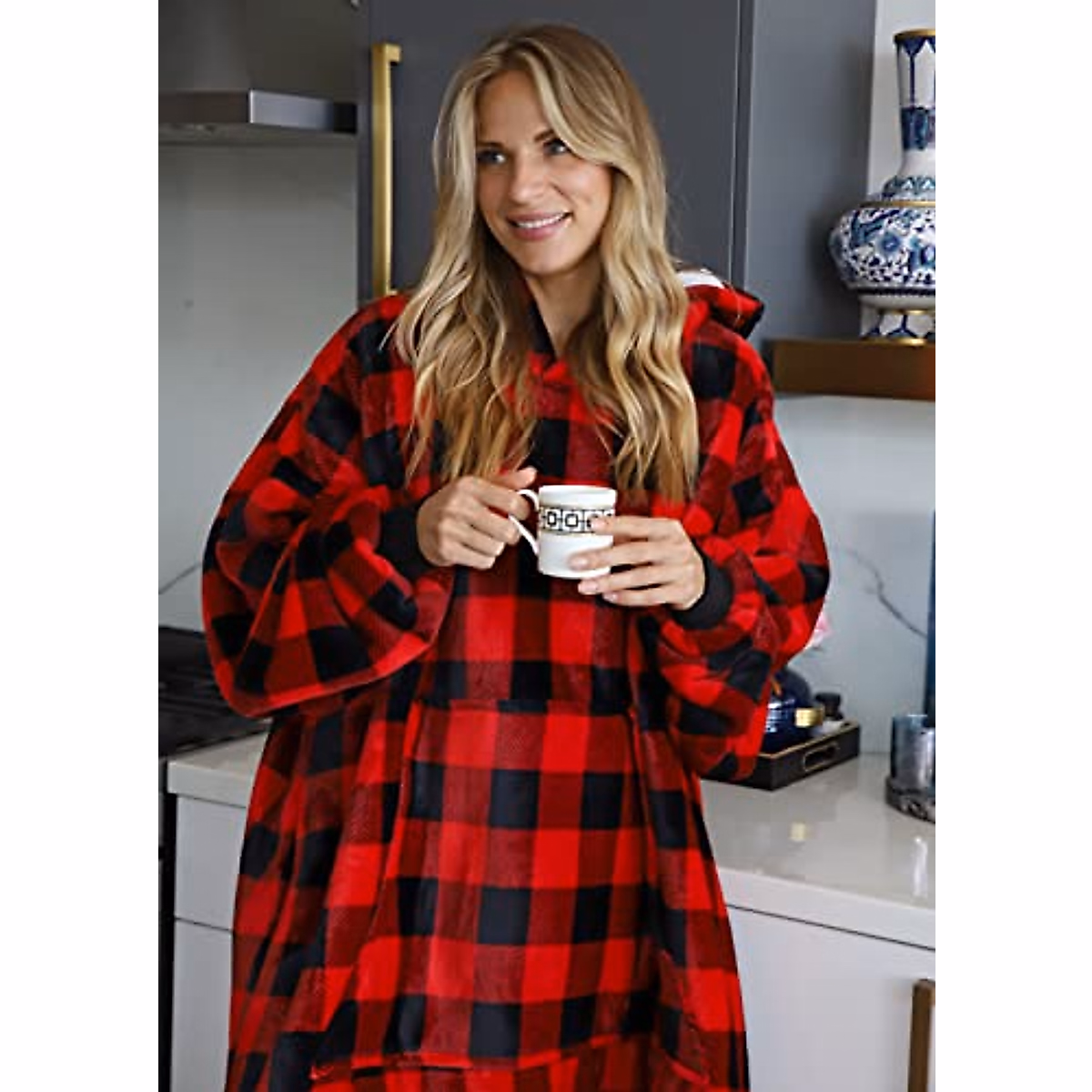 Oversized Blanket Sweatshirt, Super Soft Warm Cozy Wearable Sherpa Hoodie for Adults & Teens, Reversible, Hood & Large Pocket, One Size