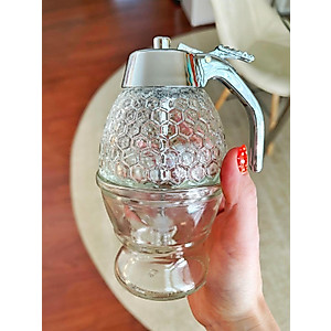 Glass Honey Dispenser – No Drips, No Trails – CLEVLI Honey Dispenser 8 Oz with Stand – Honey Pot – Honey Jar Glass – Easy-to-clean Glass – Honey Dispenser With Honeycomb Design and Stand