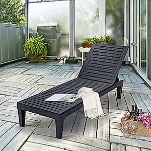 Tangkula Outdoor Chaise Lounge Chair, Lightweight Patio Lounge Recliner Chair with Adjustable Backrest, 5 Reclining Positions Chaise Lounger for Patio, Beach, Balcony, Poolside, Backyard (1, Black)