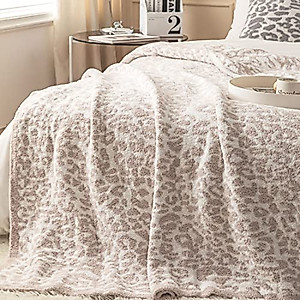 FELENIW Super Soft Fuzzy Cream Fleece Leopard Throw Blanket for Couch Bed Sofa Camping Travel Lightweight Washable Fleece Microfiber Bed Throw Blankets for Home Decor 51"X63"