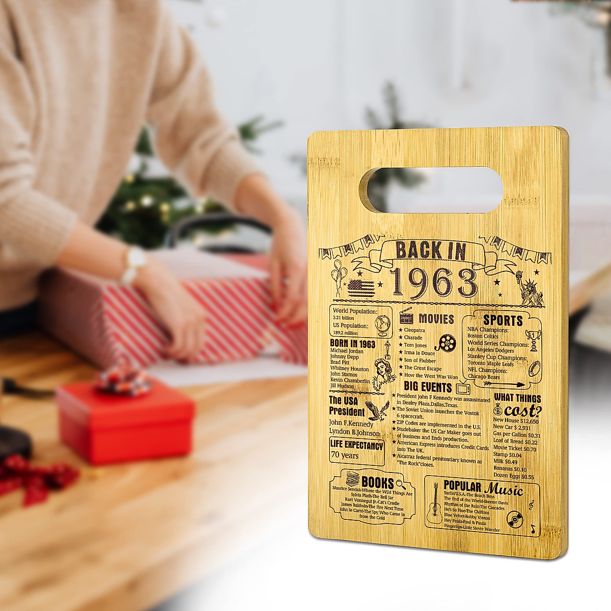 61th Birthday Gifts For Women or Men, Back In 1963 Cutting Board 61th Birthday Decorations, 61 Year Old Anniversary Birthday Gifts