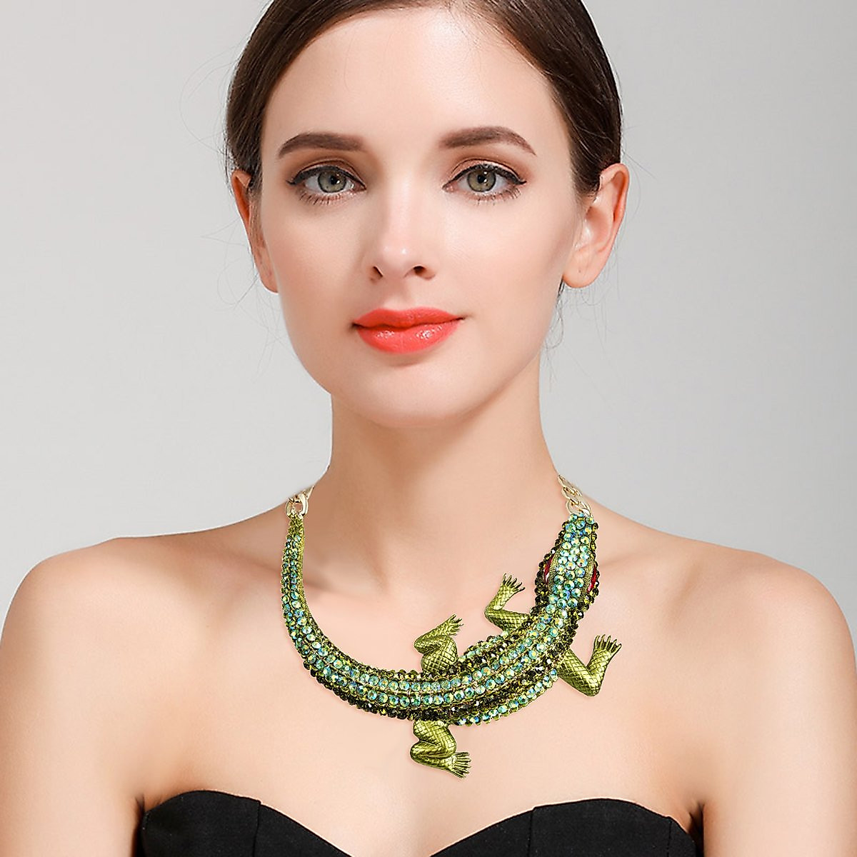 BriLove Women's Gothic Stylish Crystal Crocodile Statement Necklace Green Gold-Tone