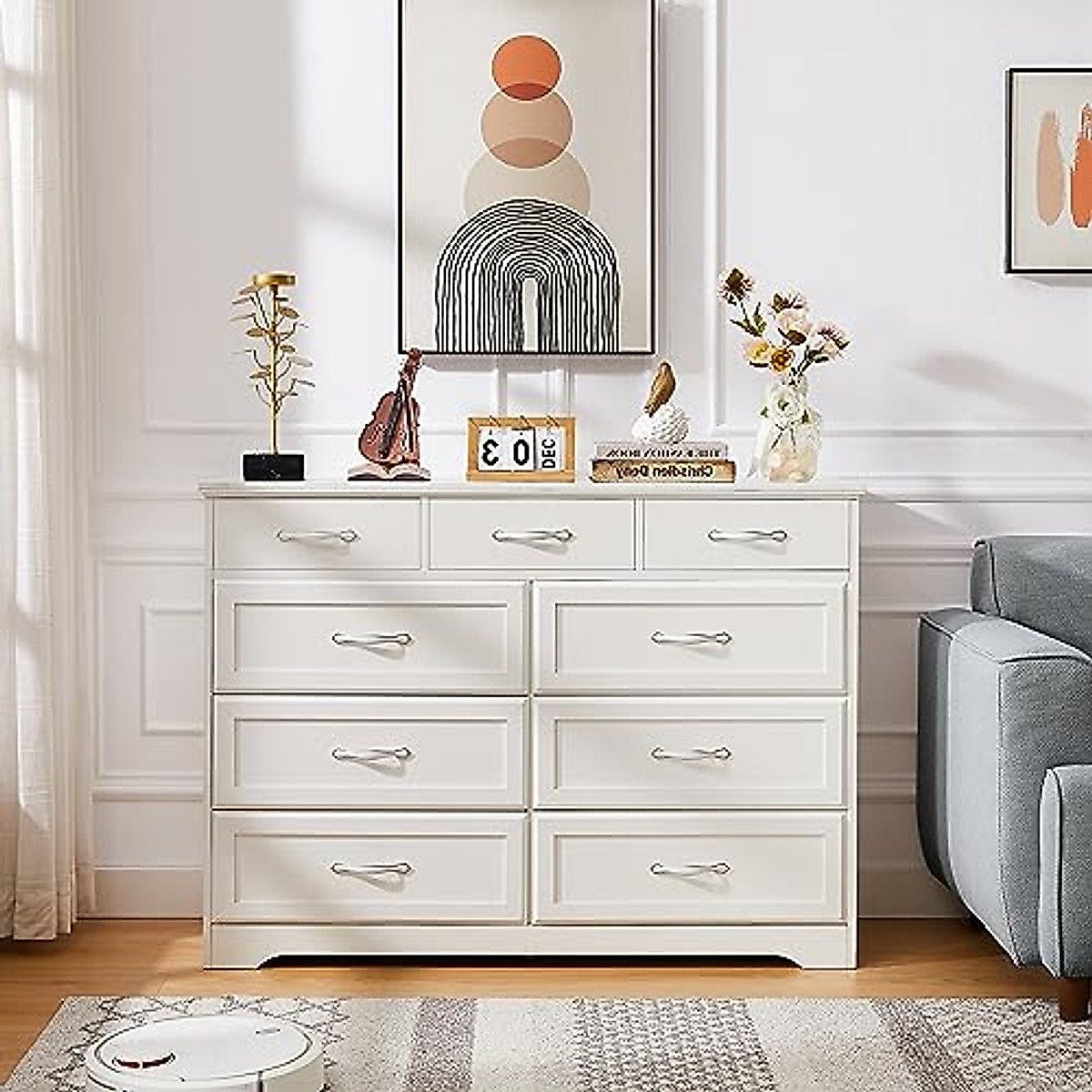 Royard Oaktree 9 Drawers Dresser, Wood Grain Chest of Drawers with Antique Metal Handles, Modern Closet Storage Organizer Bar Cabinet for Bedroom Living Room, Dining Room, Hallway, White