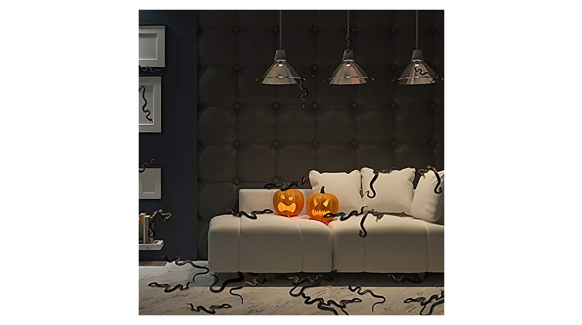 15 Realistic Rubber Snakes for Halloween & Garden Decorations