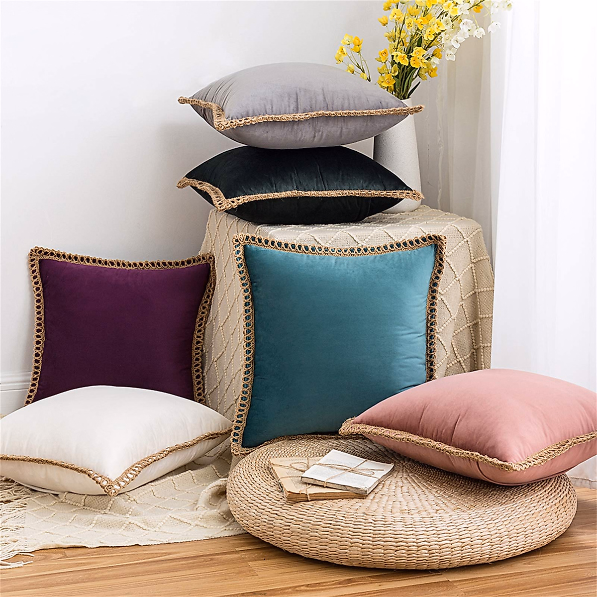 AQOTHES Set of 2 Velvet Decorative Throw Pillow Covers 18x18 Inch, Farmhouse Black Throw Pillows for Couch Sofa Bed Home Living Room Decor