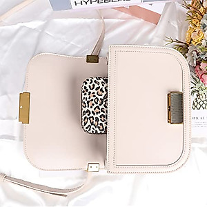 ENONCI Travel Jewelery Case,Travel Essentials for Women Small Jewelry Box,Birthday Gifts for Women Bridesmaid Gifts Graduation Gifts for Girls Girlfriend Mom Wife Leopard
