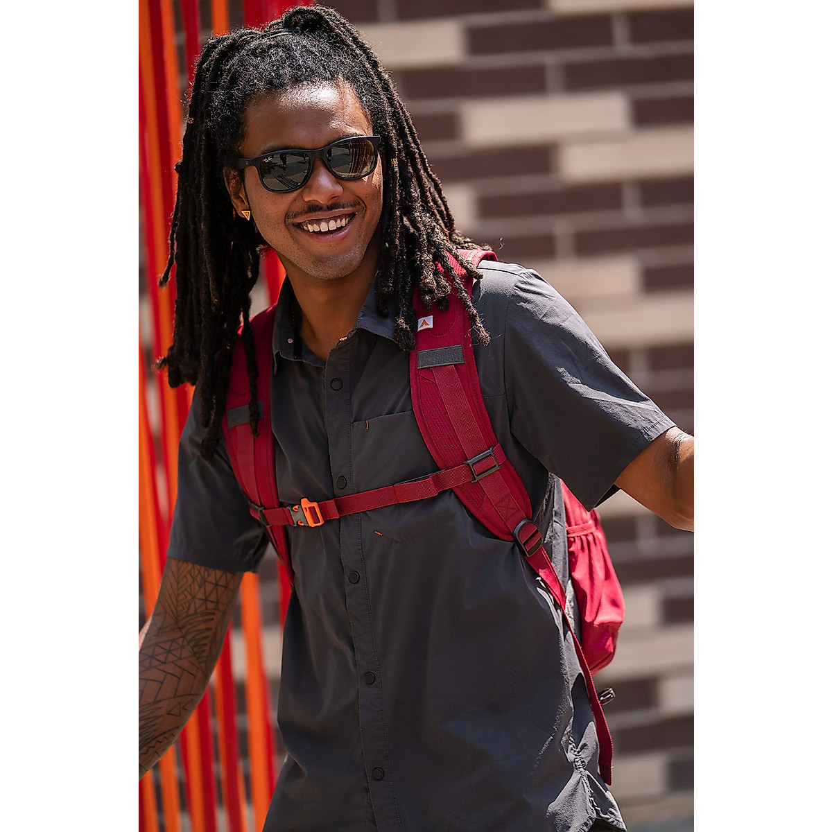 TETON Sports Oasis 22L Hydration Pack with Free 3-Liter Water Bladder; The Perfect Backpack for Hiking, Running, Cycling, or Commuting