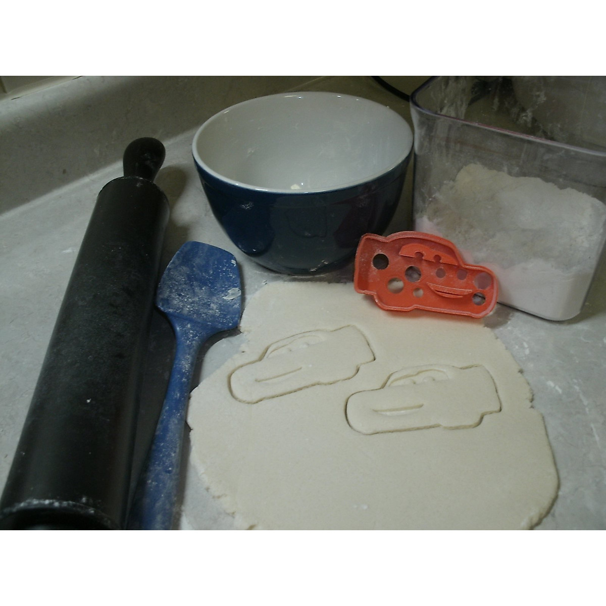 INSPIRED BY LIGHTNING MCQUEEN CARS THEME MOVIE CARTOON CHARACTER COOKIE CUTTER MADE IN USA PR597
