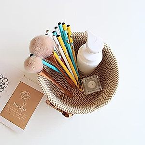 JIDOANCK Simple Hand Woven Cotton Rope Storage Basket, Large Capacity Storage Basket, Used for Mobile Books, Sundries, Cosmetics Beige M