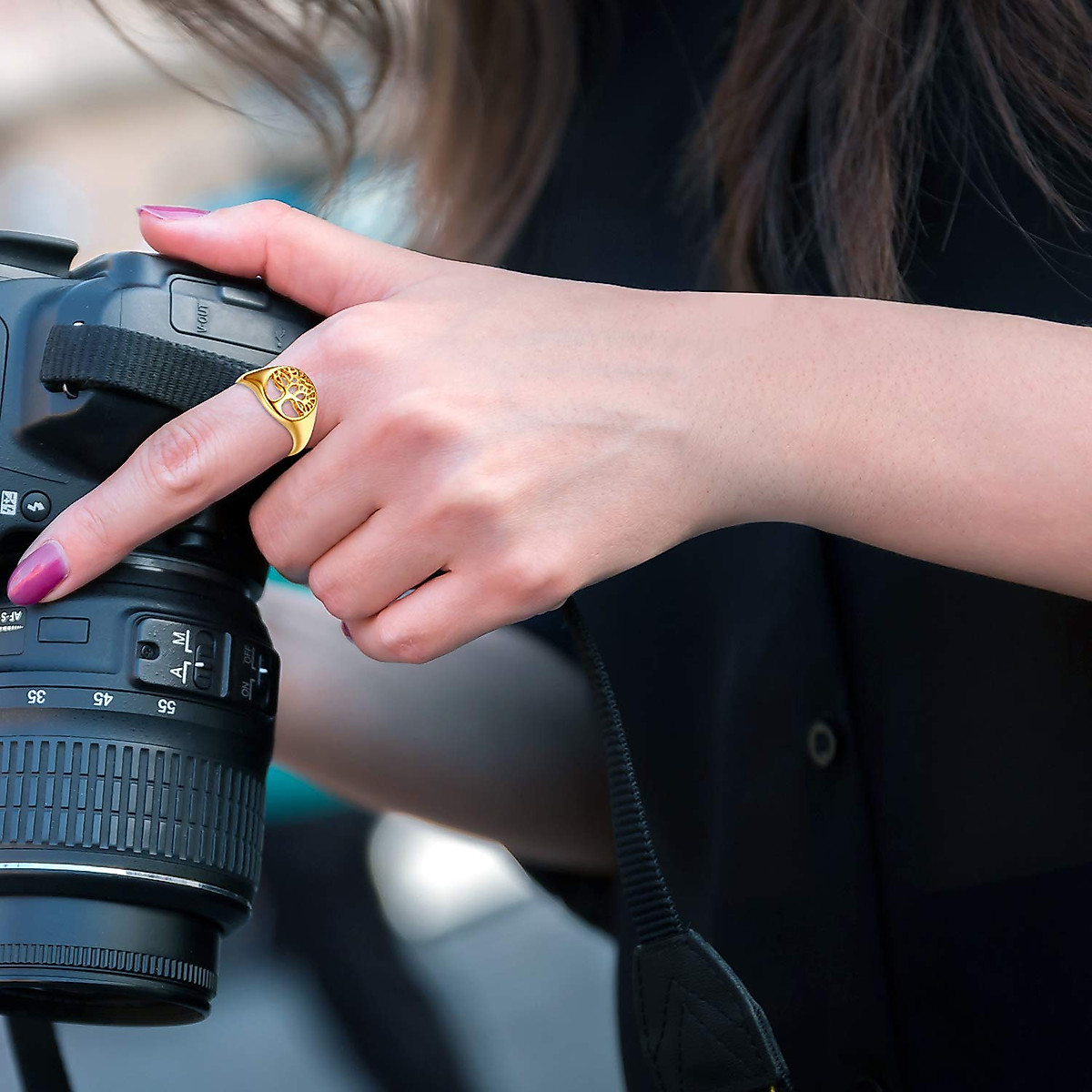 Rofusn Women Men's Hollow Tree of Life Ring, Stainless Steel Religious Vintage Life Tree Round Signet Band Rings for Wedding Band Anniversary