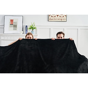 Commollis Oversized King Fleece Blanket 120x120 Inches, A whole Giant Huge seamless blanket for Families, Couples & Friends - Extra Large Big Soft Blanket - California King Warm Blanket 10x10