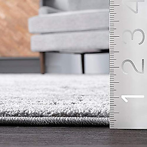 nuLOOM Transitional Medallion Gena Area Rug, 6' Round, Light Grey