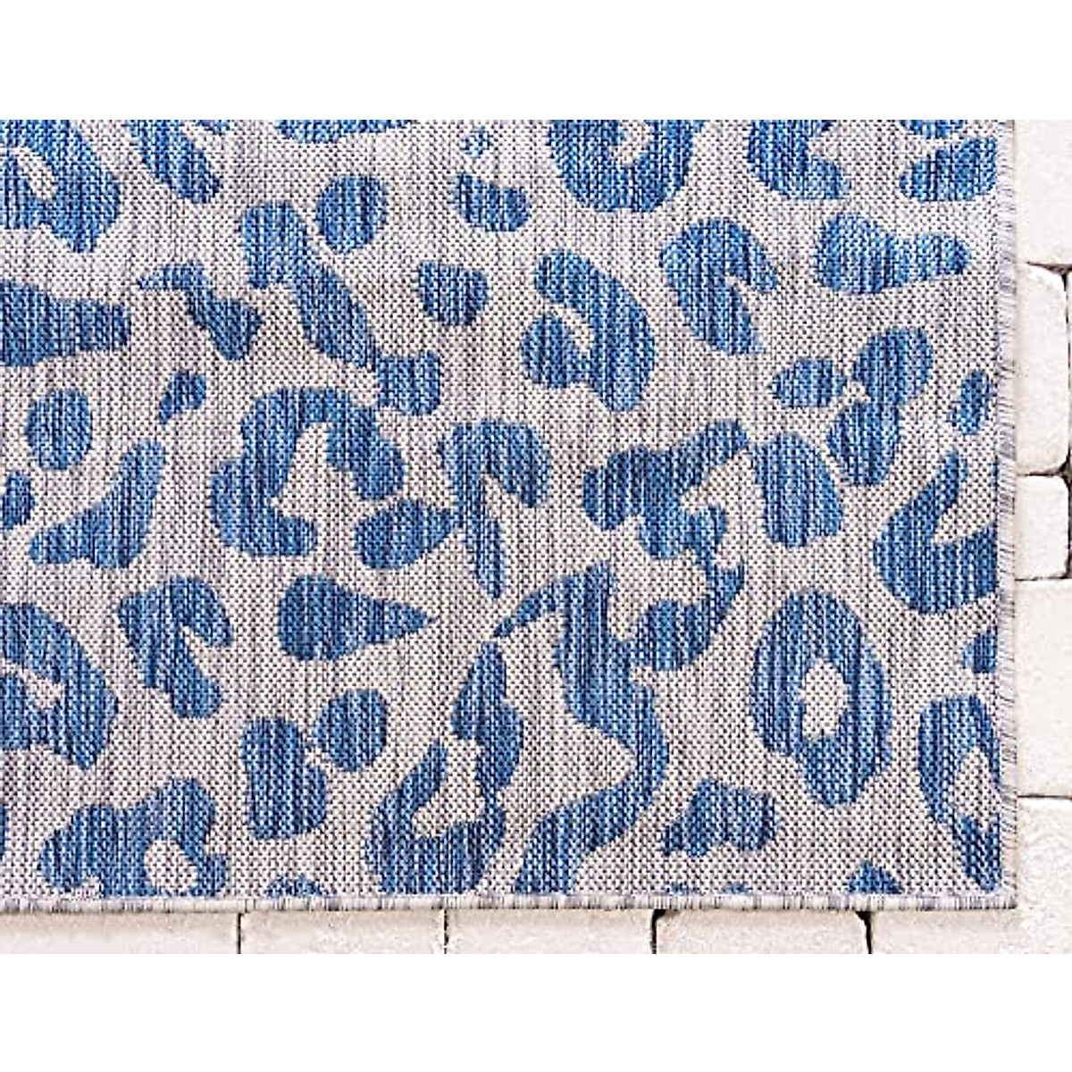 Rugs.com Outdoor Safari Collection Rug – 4' x 6' Blue Flatweave Rug Perfect for Entryways, Kitchens, Breakfast Nooks, Accent Pieces