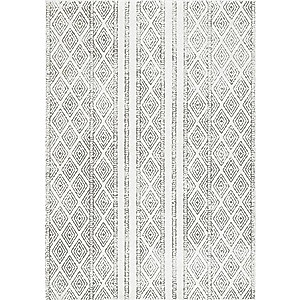 nuLOOM Sarina Diamonds Area Rug, 4 ft x 6 ft, Grey
