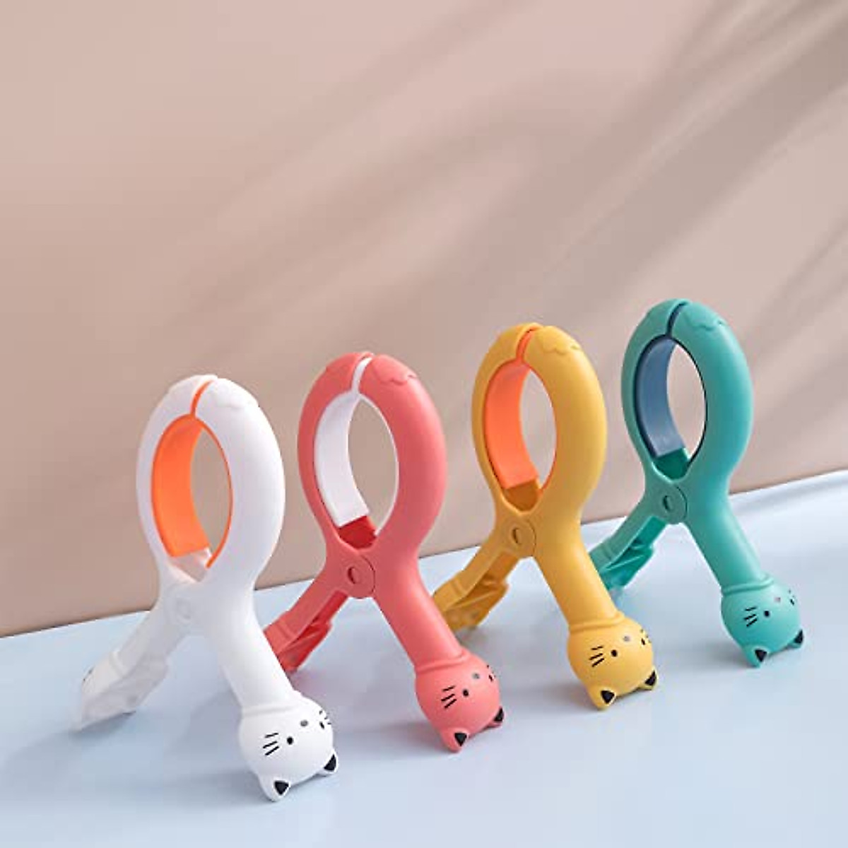 Beach Towel Clips for Beach Chairs Cruise,Set of 6,Cat Laundry Clips for Drying Clothes,Quilt,Blanket,Home Pool Chair (8PC)