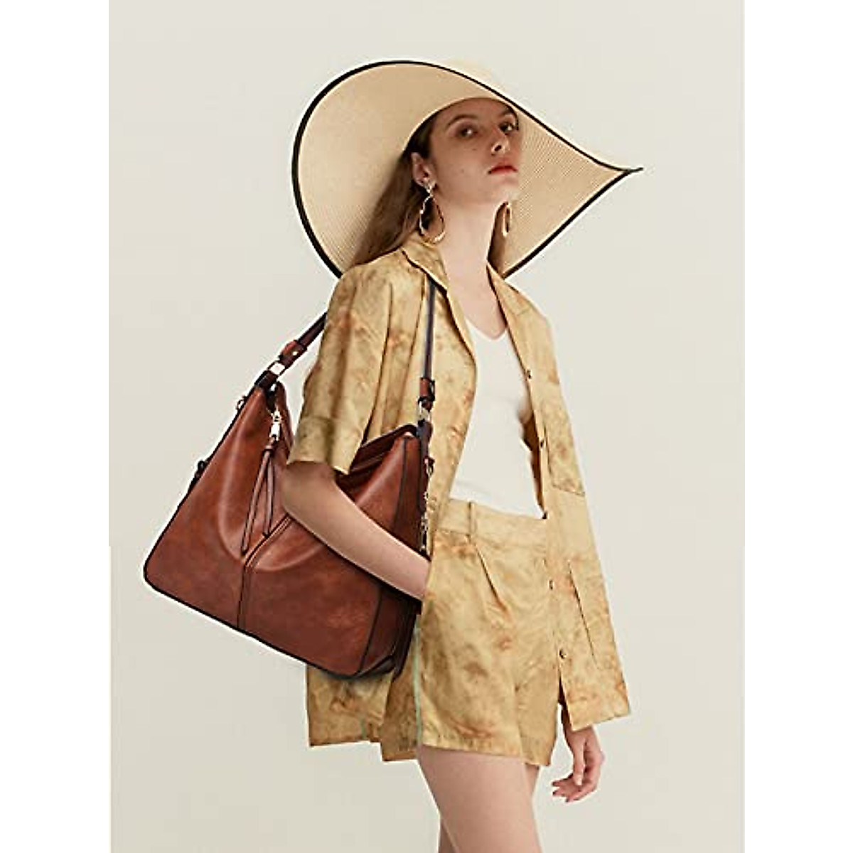 IBLUE Hobo Bags for Women Faux Leather Purses and Handbags Large Hobo Purse with Tassel Shoulder Purse,#D1089 (Brown)