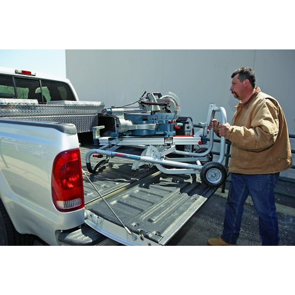 Bosch Portable Gravity-Rise Wheeled Miter Saw Stand T4B