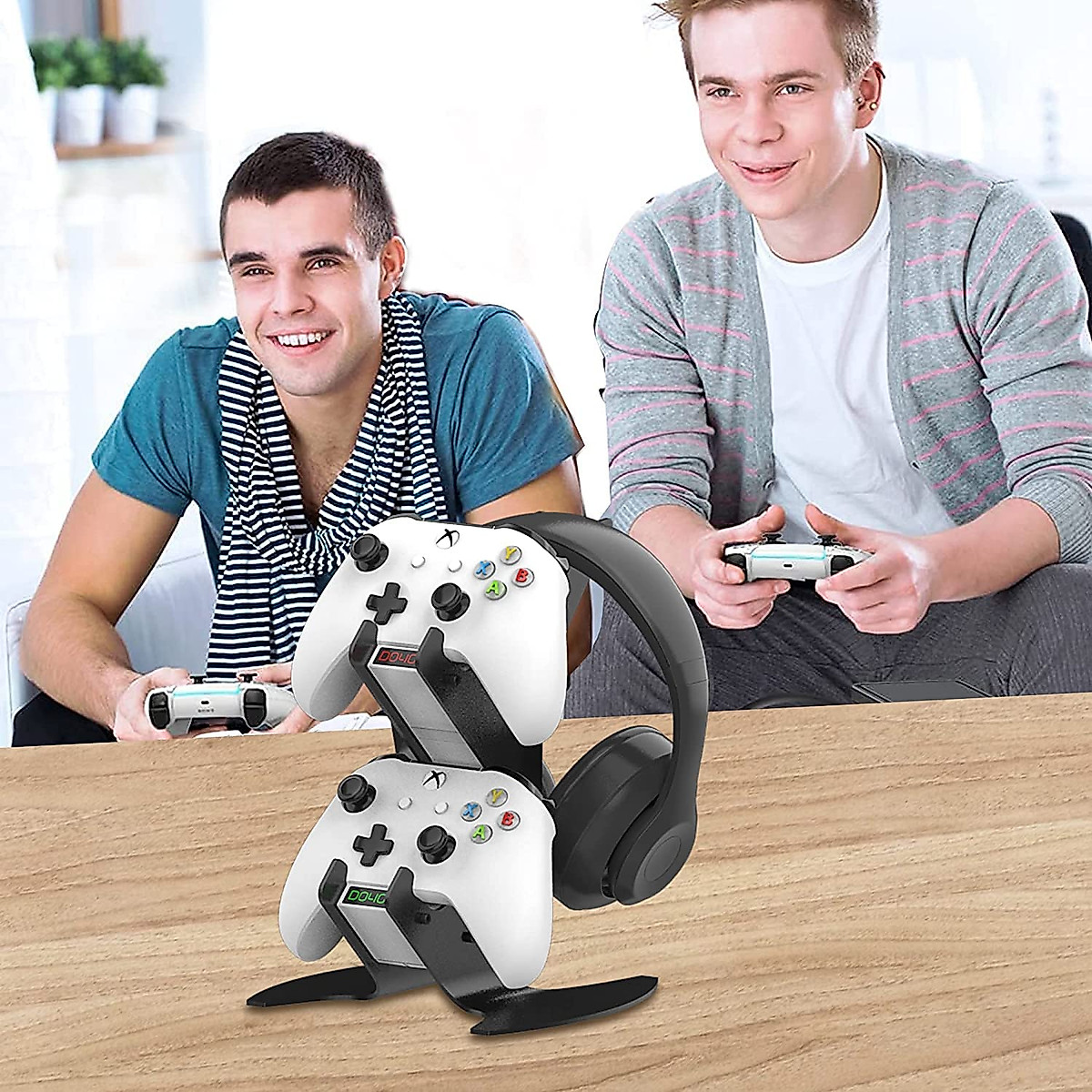Controller Charger Dock Station for Xbox One, Fast-Speed Dual Charging Dock/Headset Controller Stand- Included 2x850 mAh Rechargeable Battery Packs (White)