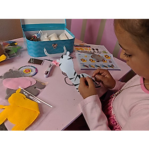 Peachy Keen Crafts Kids Sewing Kit, Learn to Sew Kit for Kids Ages 8-12, Beginner Felt Sewing Kit for Kids, Make 6 Fun Felt Craft Stuffed Animals and A Pin Cushion, Teach Basic Sewing Stitches