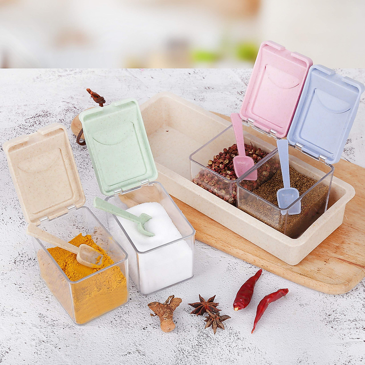 Latauar Clear Seasoning Box and Container with Cover and Spoon, Four Compartment Spice Shaker Jars and Pots, Condiment Cruet Bottle and Storage Organizer Kitchen Supplies, 24×8.6×10.2 cm