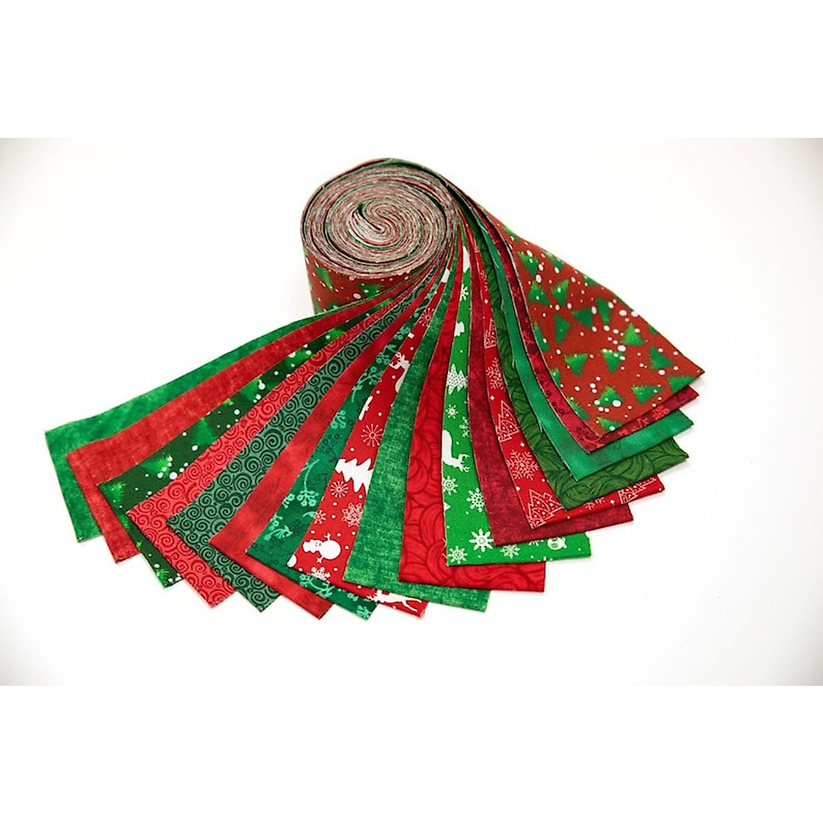17 Pcs Fabric Strips Cute, Beautiful 100% Cotton Fabric Quilting Strips, Width 2.5 inch Length 42 inche, Gifts Christmas Basics Red and Green Blenders Jelly Roll, DIY Blankets