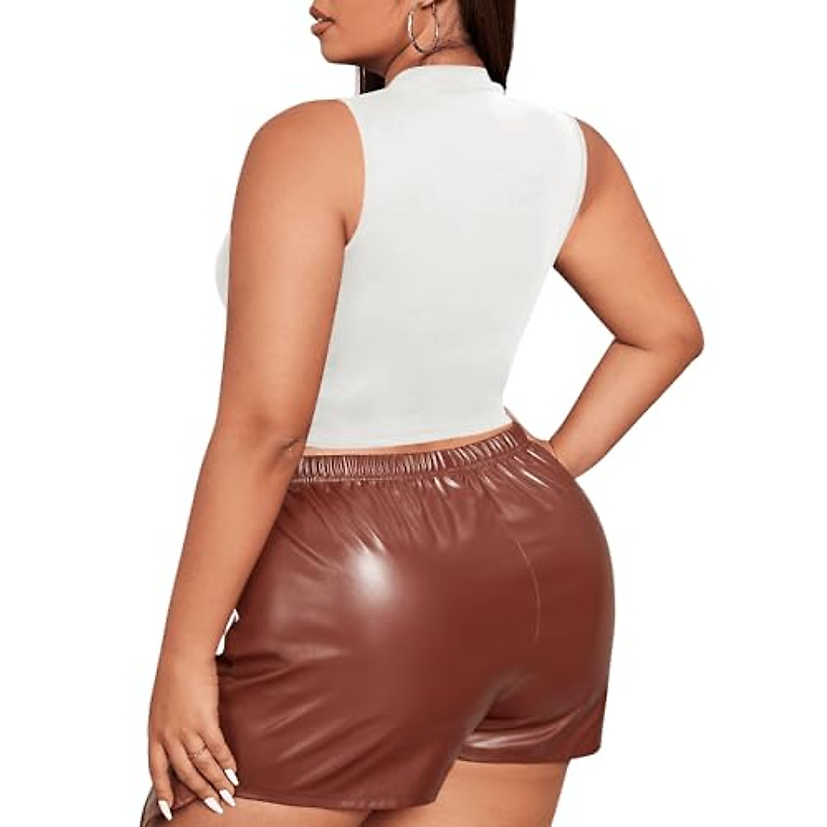 Floerns Women's Plus Size Sleeveless Ribbed Knit Solid Crop Tank Top White 4XL