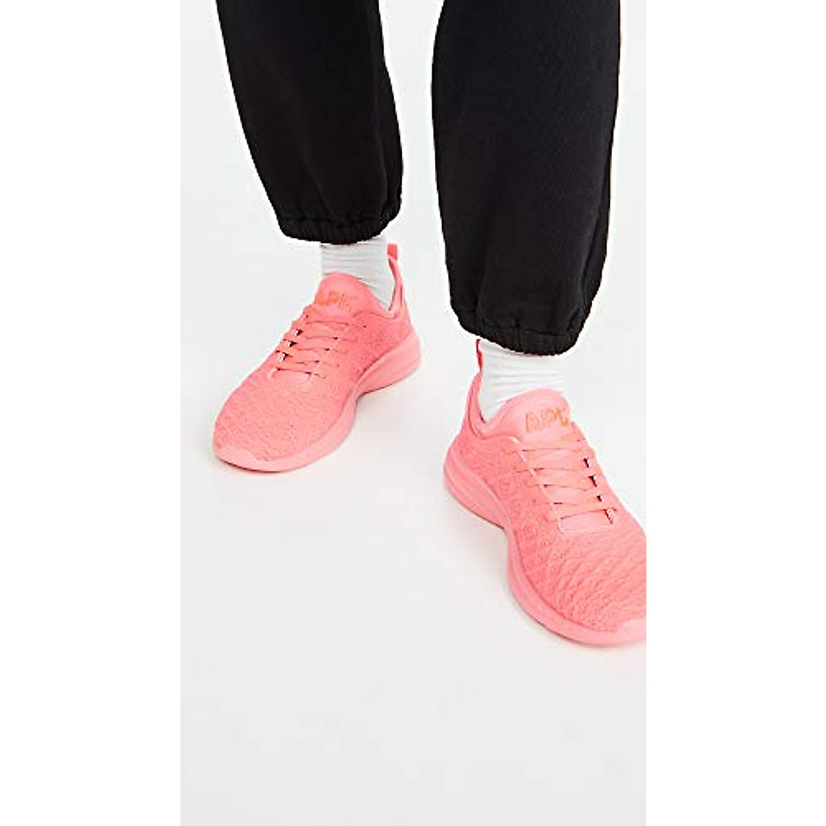 APL: Athletic Propulsion Labs Women's Techloom Phantom Sneakers, Magenta, Pink, 7 Medium US