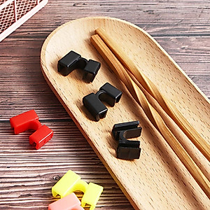 MinLia 5PCS Reusable Chopstick Helpers, Chopsticks Trainer Holder for Beginner, Plastic Chopsticks Training Helpers(Black)