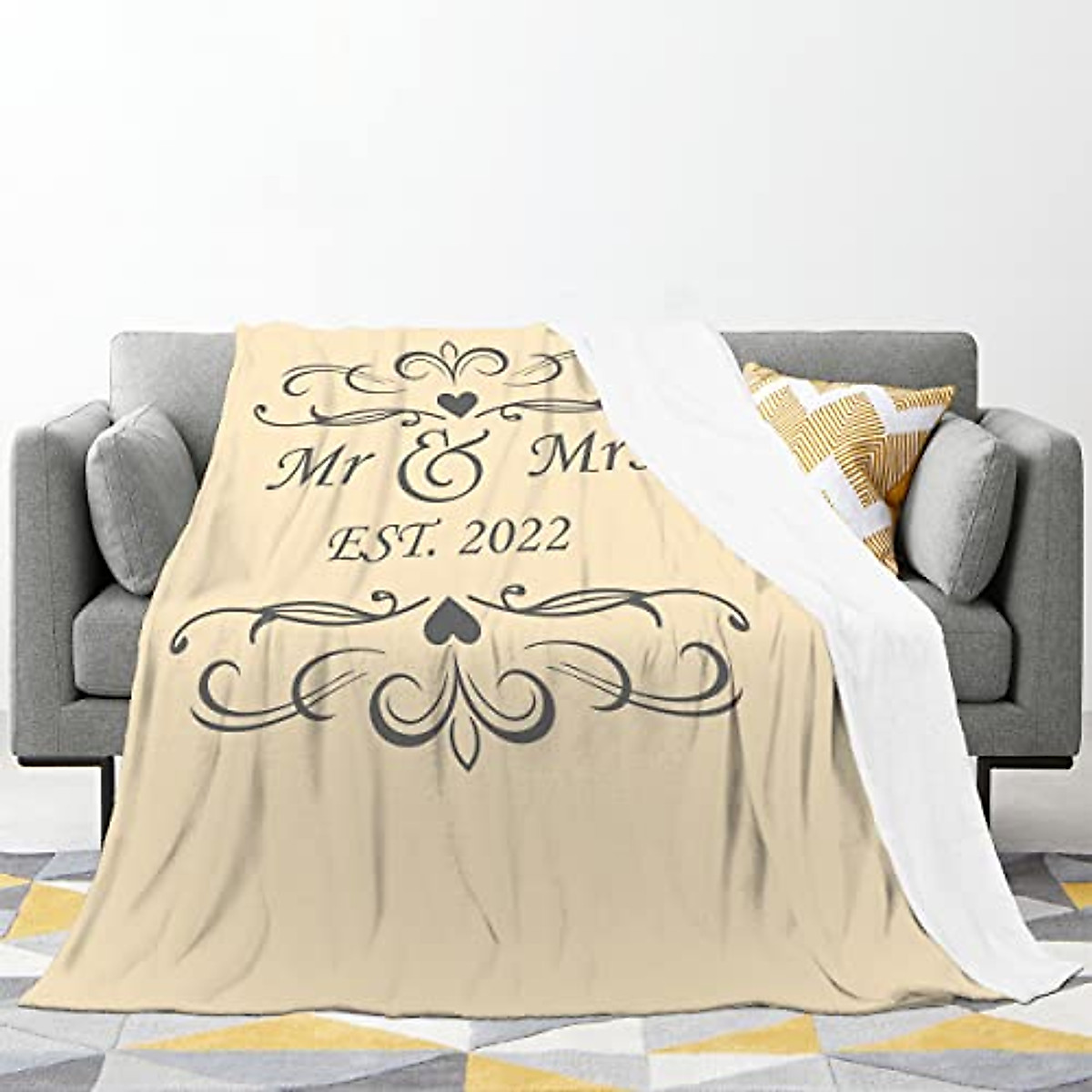 Wedding Gifts Flance Blanket for Couples, Unique Gifts for Luxury Bed Blanket, Soft Flance Plush Throw, 50 x 60 Inch, Mr & Mrs 2022