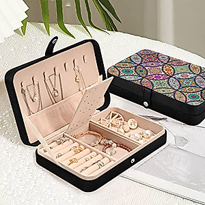 Oyihfvs Seamless Mandala Vintage Islamic, Arabic, Indian, Ottoman Floral Leather Jewelry Bag, Jewelry Storage, Portable Jewelry Organizer Boxes for Women Lady Necklace, Earrings, Rings, Bracelet