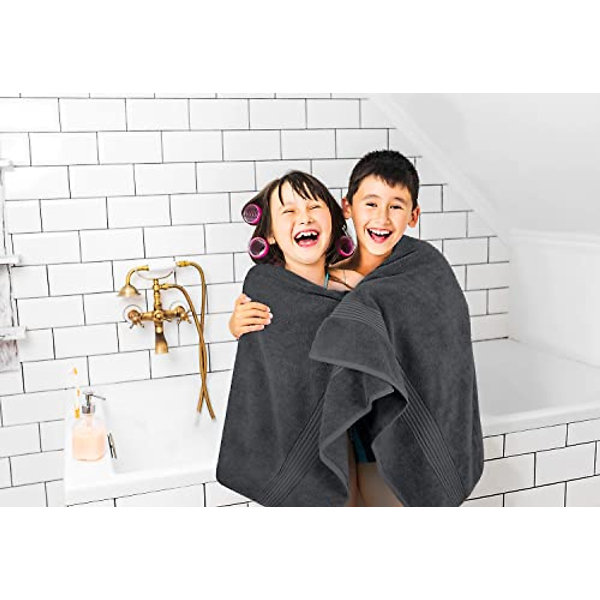 Utopia Towels - Luxurious Jumbo Bath Sheet 2 Pack - 600 GSM 100% Cotton Highly Absorbent and Quick Dry Extra Large Bath Towel - Super Soft Hotel Quality Towel (35 x 70 Inches, Grey)