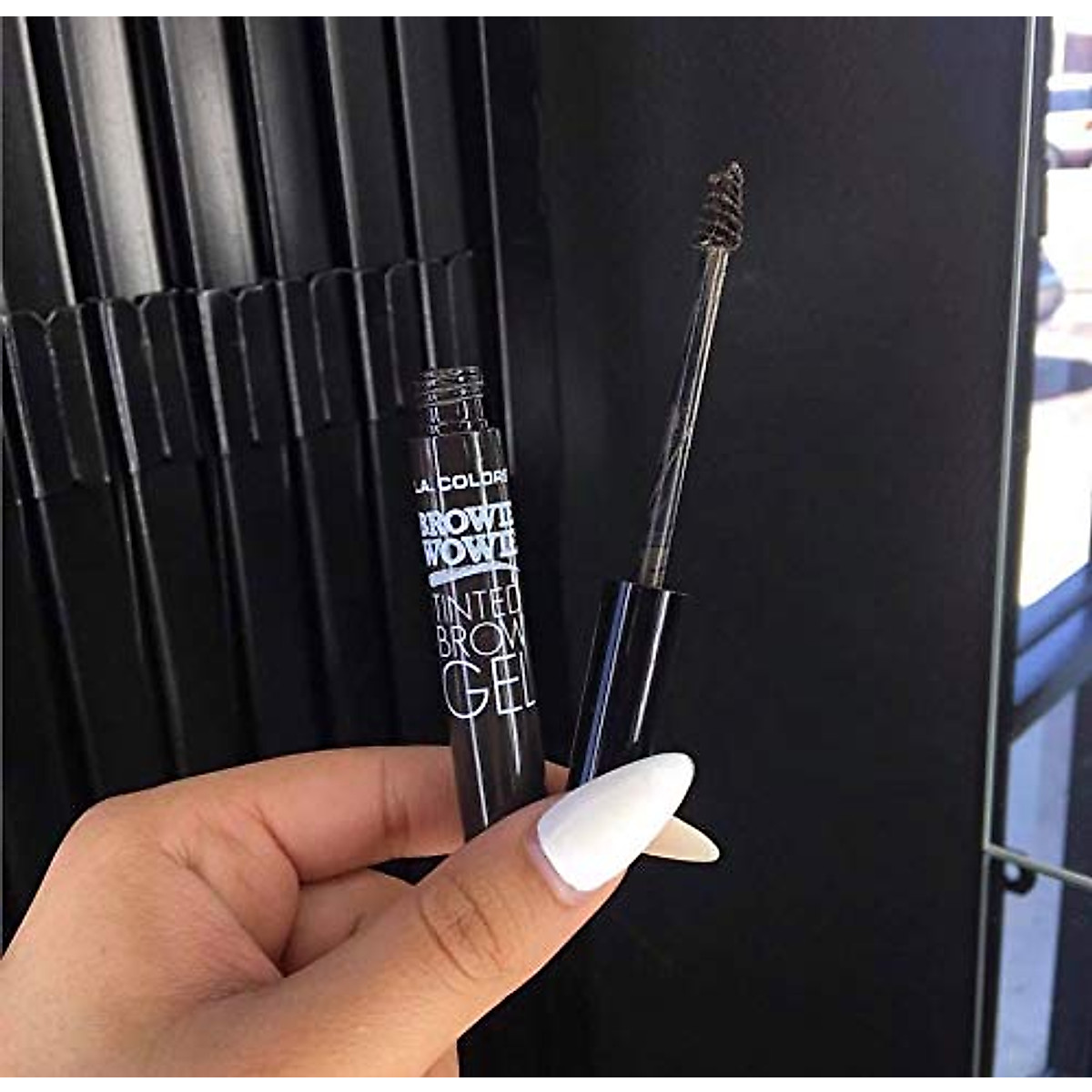 L.A. COLORS Browie Wowie Tinted Brow Gel, Dark Brown CBG413