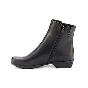 Ros Hommerson Women's ELSIE Comfortable Stacked-look Heel Bootie Black Leather 6.5 US X-Wide (WW 2E)