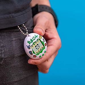 Tamagotchi 42816 Original Japanese Logo-Feed, Care, Nurture-Virtual Pet with Chain for on The go Play