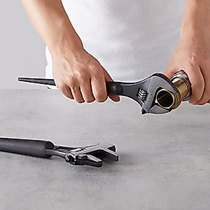 Amazon Basics 2-Piece Heavy Duty Wide Open Adjustable Wrench Set, 12-Inch (300mm) Spud Wrench and 16-Inch (400mm) Reversible Jaw Spud Wrench - Black