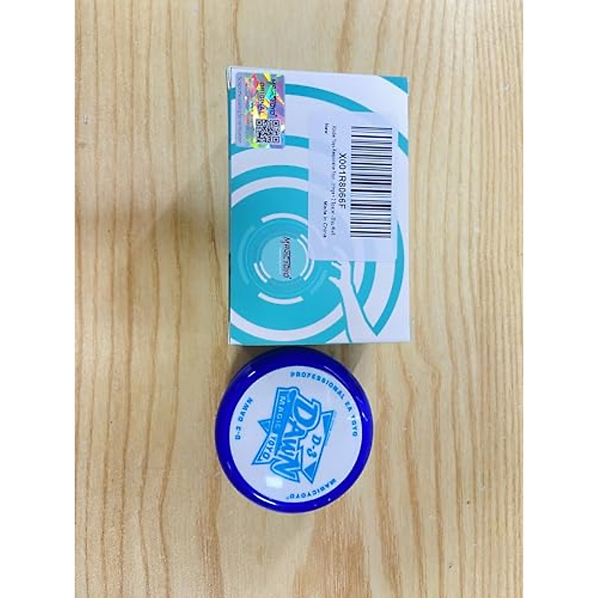 Responsive Yoyo D3 Looping Yoyo for Kids, Durable Professional Plastic Yo yo for Beginners, Looping Yo-yo for 2A Thick with Extra 2 Yoyo Strings + 2 Spacers ( Blue White)
