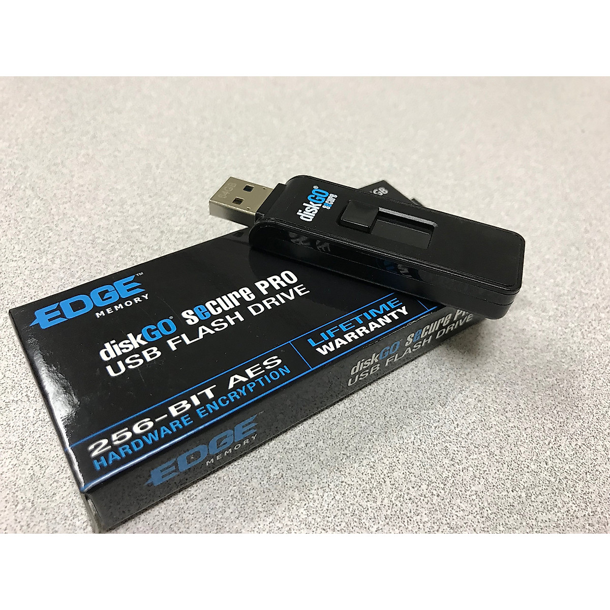 Edge DiskGO Secure Pro - USB Flash Drive - 64 GB (PE242978)