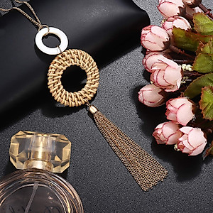 UYT Tassel Pendant Necklace Handmade Straw Wicker Braid Statement Pendant Y-Shaped Long Chain Necklace for Women