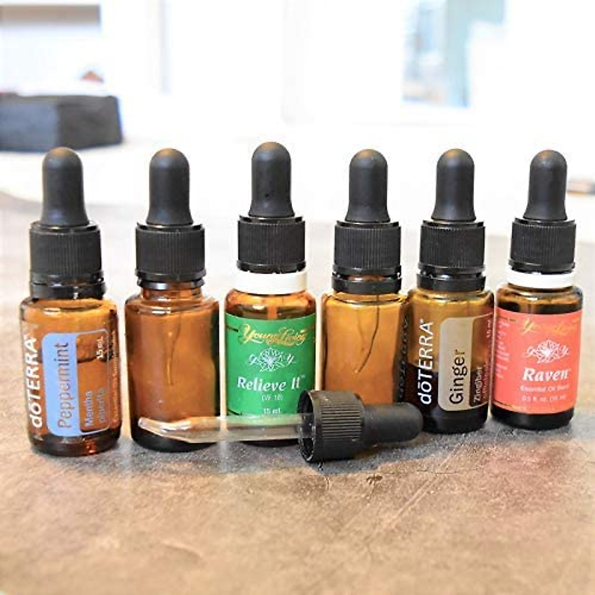 Dropper Tops for 15ml Essential Oil Bottles – Bent Tip Glass Eye Droppers, Fit doTERRA Young Living Aura Cacia Plant Therapy Revive – 12 Pack