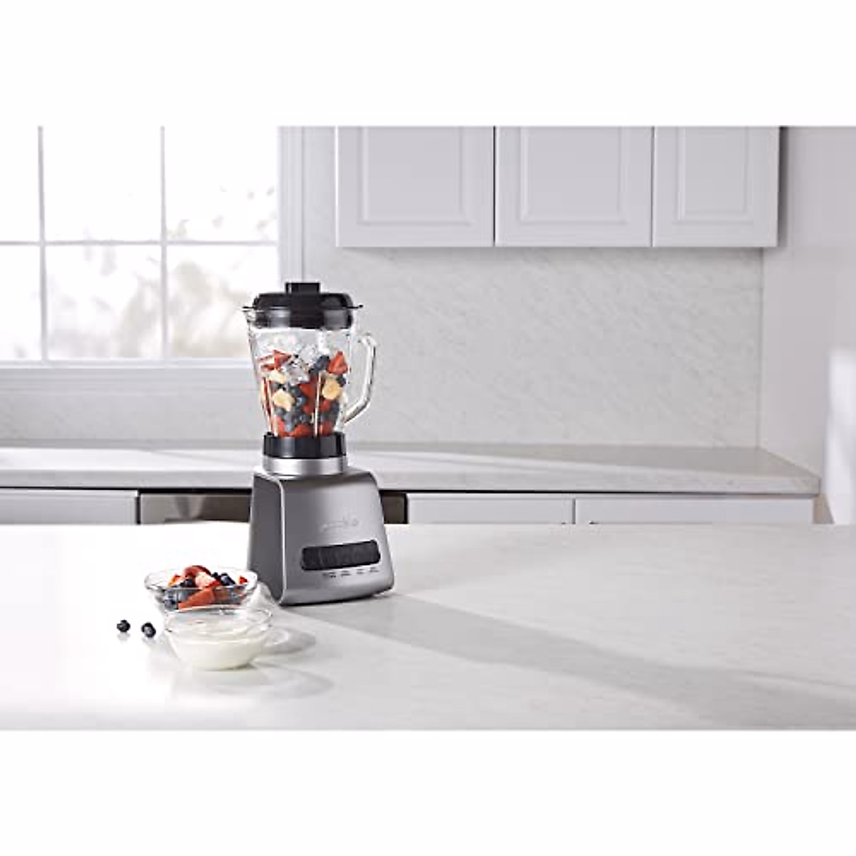 Proctor Silex PowerHouse 950 Watts Blender with 12 Functions for Puree, Ice Crush, Shakes and Smoothies, 52 oz. BPA Free MultiBlend Glass Jar, Black & Silver (53560)