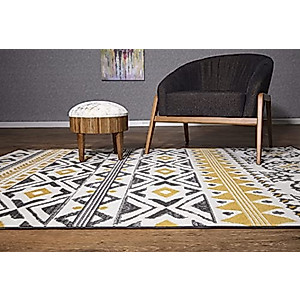 Rugshop Leiria Bohemian Geometric Area Rug 5' x 7' Yellow