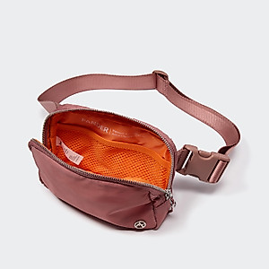 Pander Unisex Belt Bag Fanny Pack for Women with Adjustable Strap, Small Waist Pouch for Workout Running Traveling Hiking (Dune).