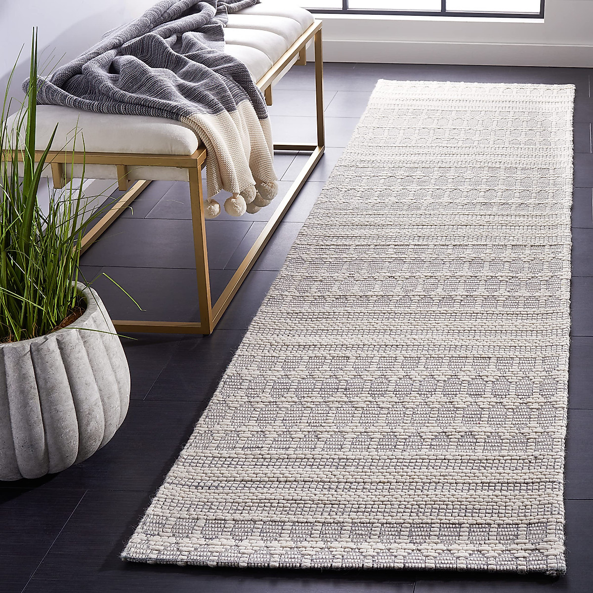 SAFAVIEH Marbella Collection Runner Rug - 2'3" x 9', Grey & Ivory, Handmade Wool, Ideal for High Traffic Areas in Living Room, Bedroom (MRB327F)